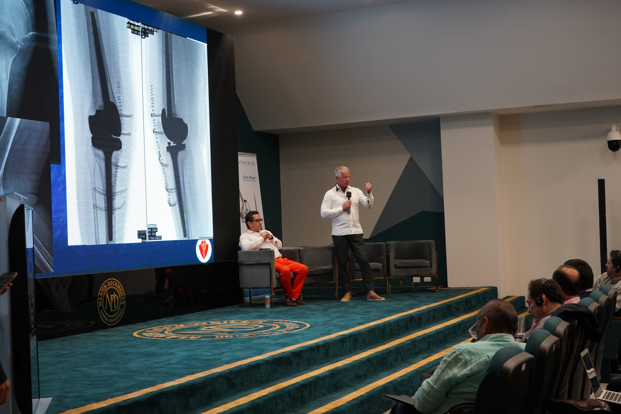 UDABOL: La Mejor Universidad de Medicina en Bolivia Impulsa la Salud ...