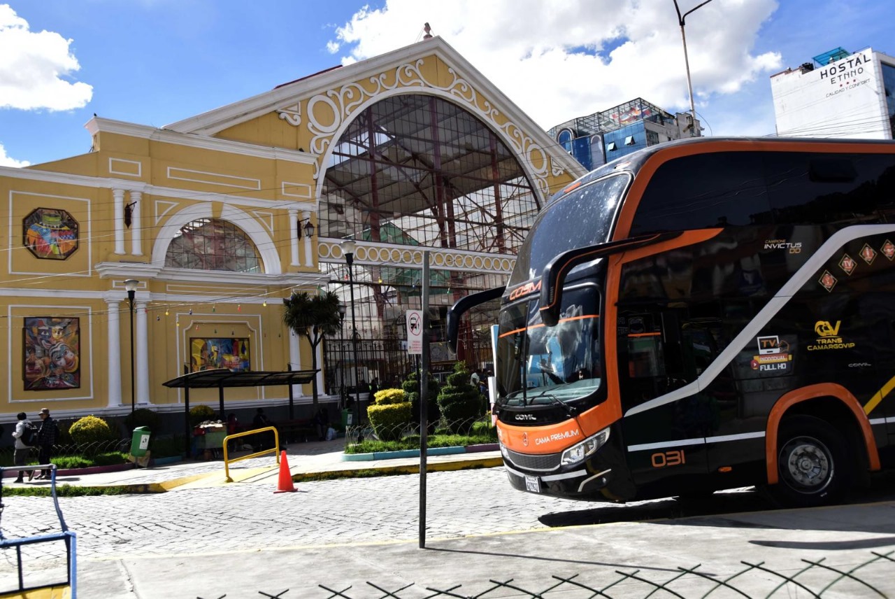 Terminal de Buses de La Paz habilita salidas a Cochabamba - La Razón