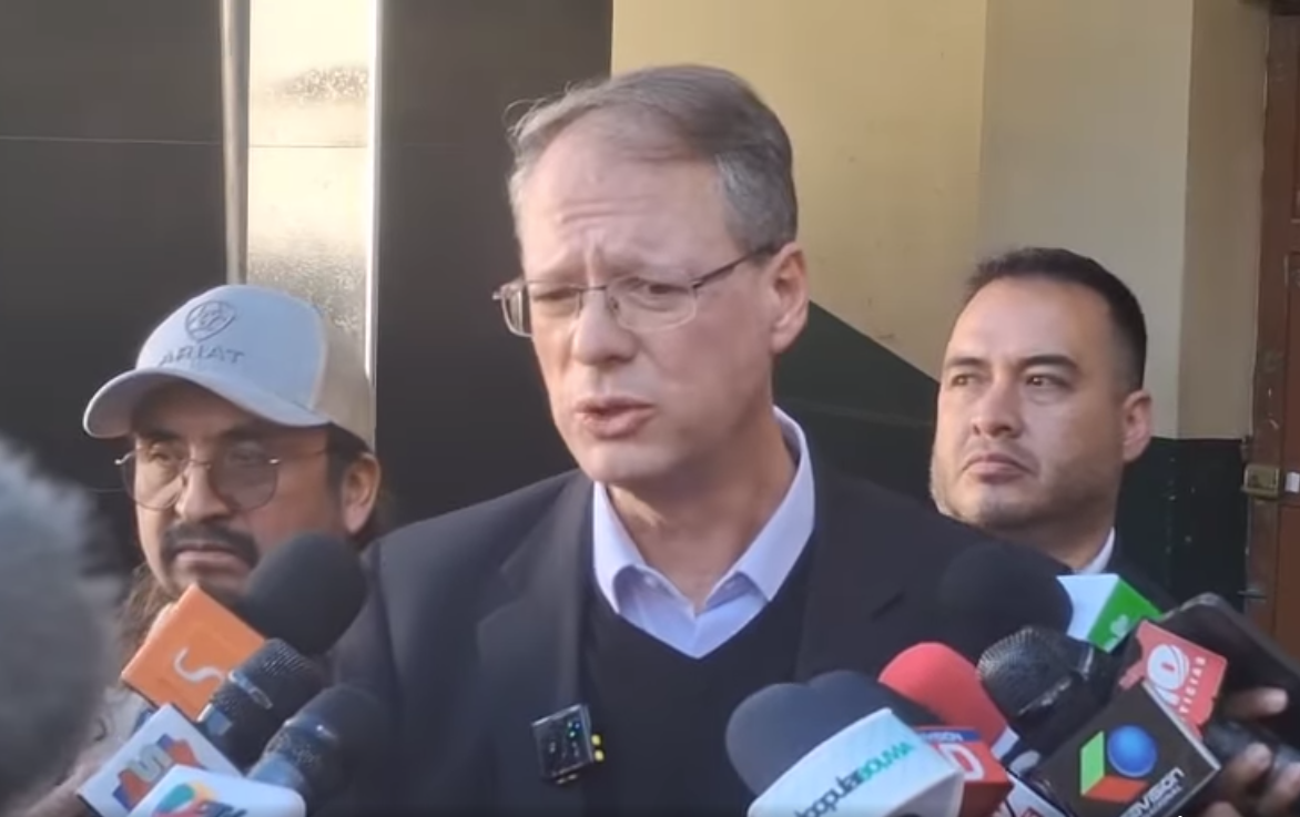 Asonada militar: Tras declarar en la FELCC, Dunn analiza interponer una ...