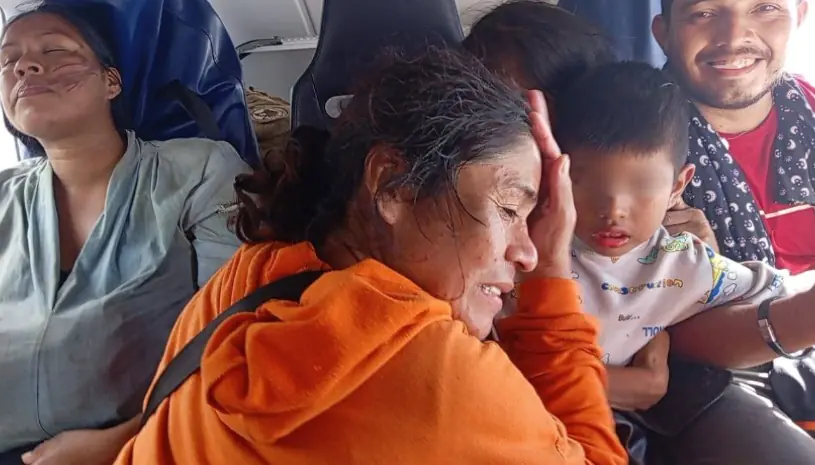 Hallan con vida a pasajeros y tripulante de avioneta desaparecida - La Razón