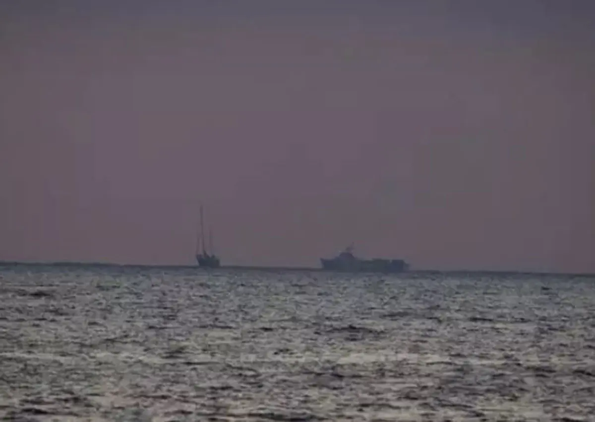 El 'Madleen' llega remolcado a Asdod tras ser interceptado por Israel ...
