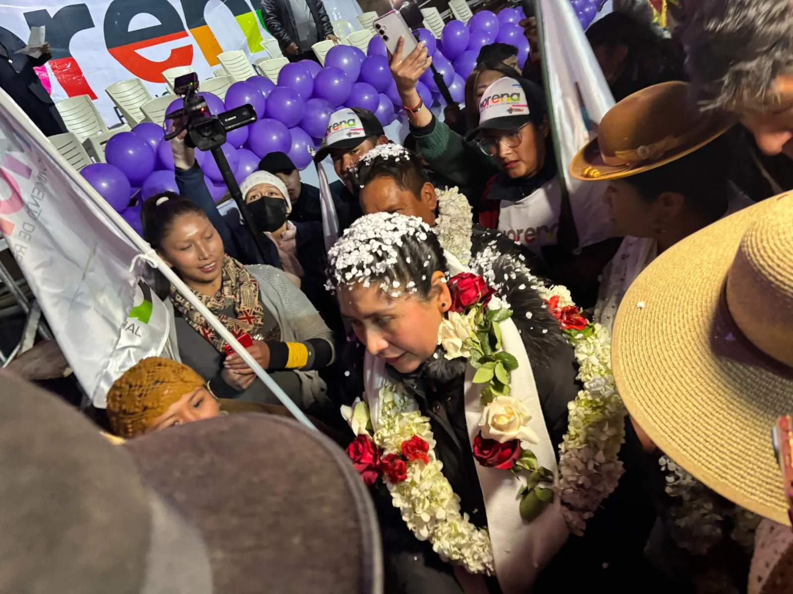 Santos Quispe: Eva Copa está desprestigiada ‘figureteando’ - La Razón