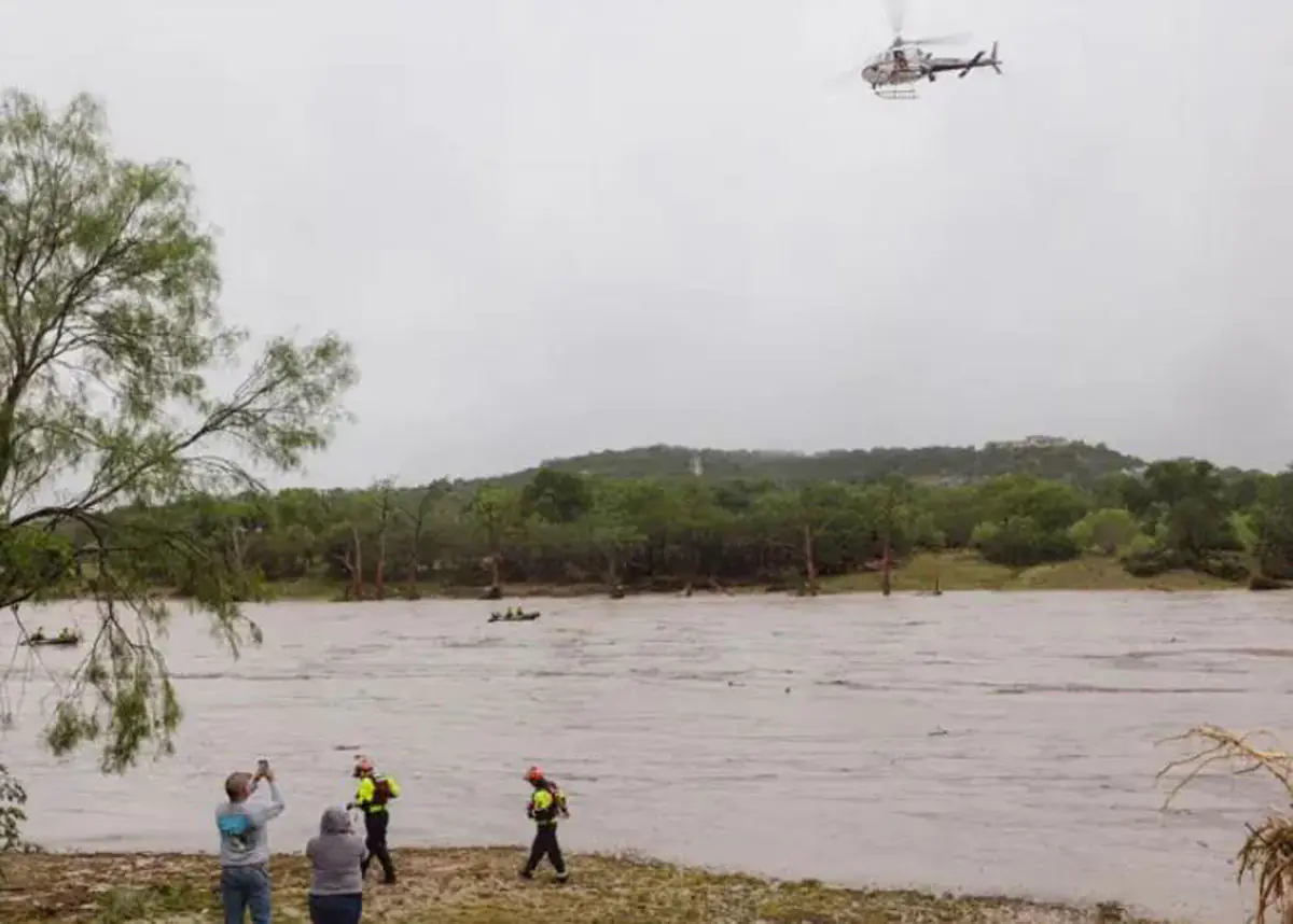 Cifra de desaparecidos por inundaciones en Texas se redujo a tres - La ...