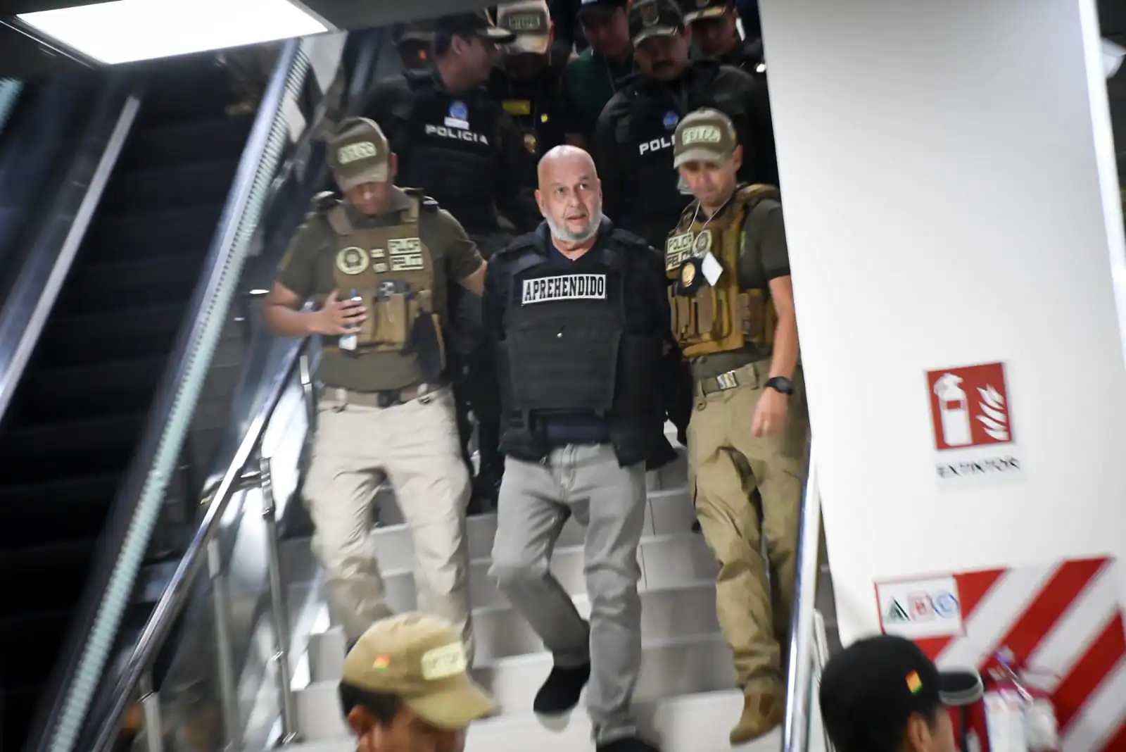 Enmanillado, llega Murillo a Santa Cruz y será trasladado a La Paz - La ...