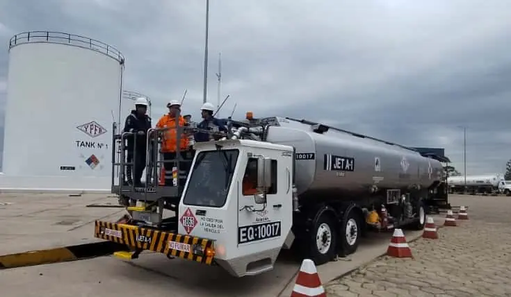 YPFB implementa moderna unidad para suministrar Jet Fuel